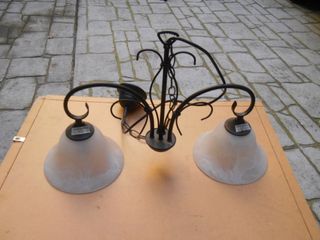 Bellissimo lampadario perfettamente funzionante