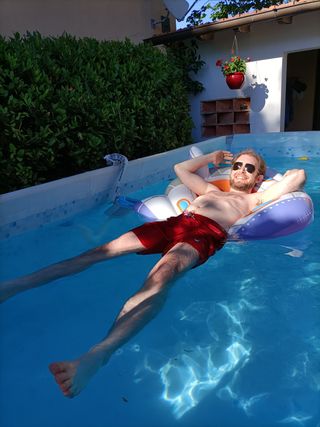 Piscina rett.4,15x2,1 prof.1,25 + motore a sabbi