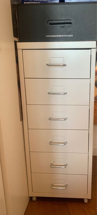 Cassettiera, mobiletto con cassetti