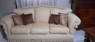Divano neoclassico