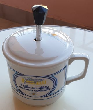 Tazza con filtro per infusione camomilla, the,tisa