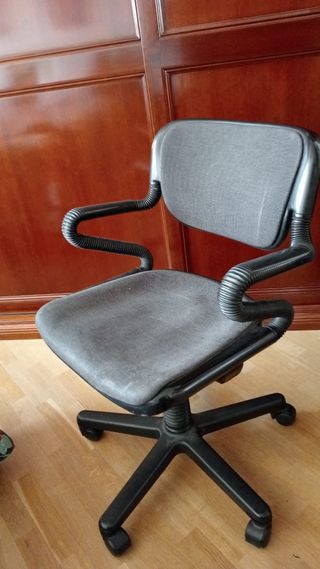 sedia ufficio rotelle Castelli Vertebra design1976