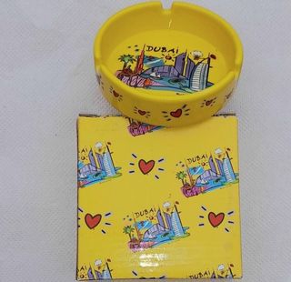 Portacenere DUBAI giallo con palme e cammelli