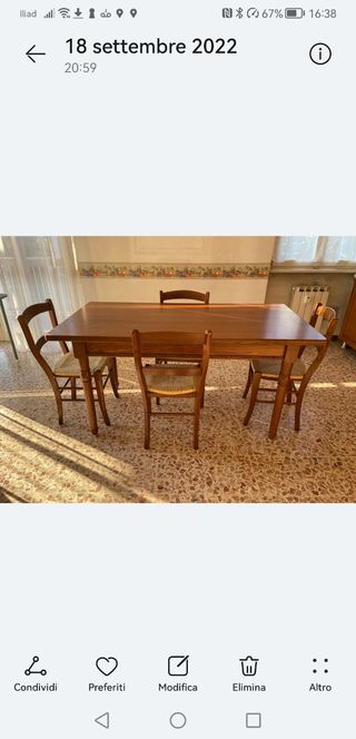 tavolo in legno con 4 sedie 