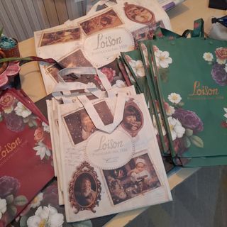 12 borse con manici 4 piccole, 6 medie, 2 grandi 