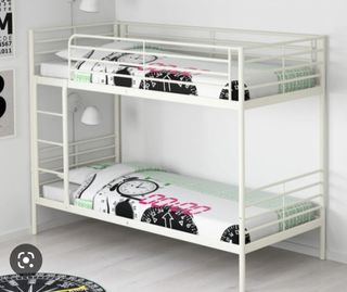 Letto a castello ikea + un materasso 