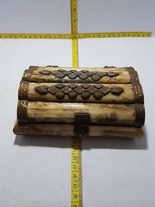 PORTAGIOIE IN OSSO CON CERNIERE IN OTTONE VINTAGE 