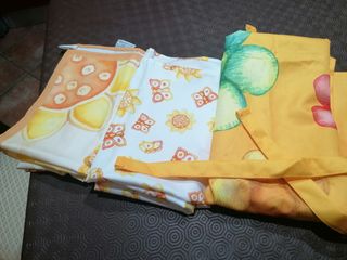 Thun grembiule con due strofinacci 