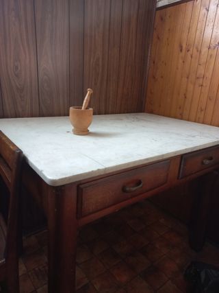 Tavolo Vintage ripiano in marmo