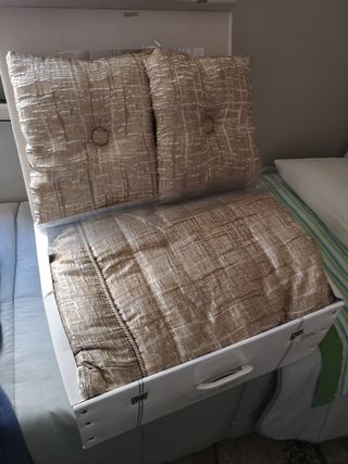 piumone coperta matrimoniale con due cuscini 