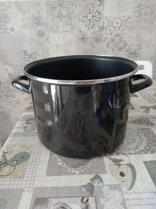 pentola acciaio smaltato diametro 22, h. 18