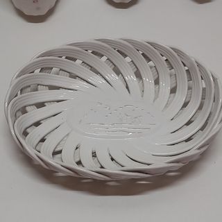 Paniere in porcellana bianca ovale