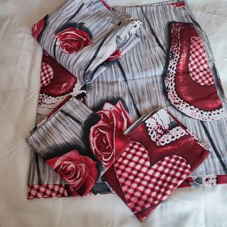 lenzuolo matrimoniale con rose e cuori 