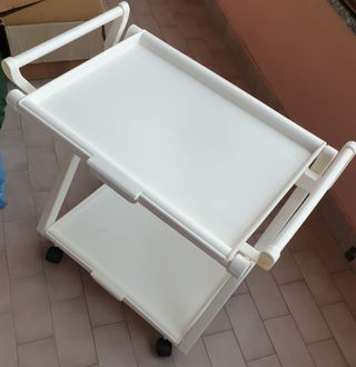 Tavolino portavivande