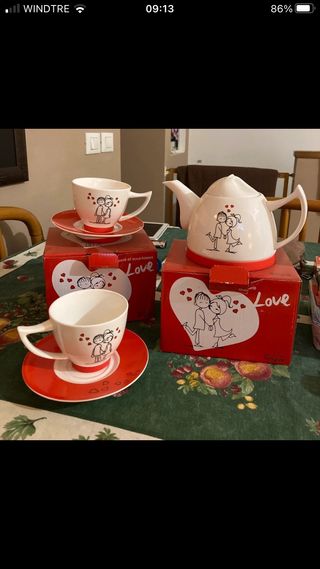 Set teiera e 2 tazze 