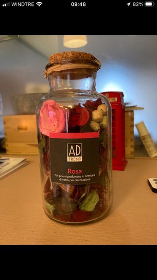 pot pourri profumo di rosa in bottiglia 