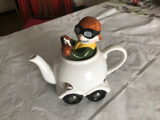 TEIERA INGLESE DELL'AVIATORE, IN CERAMICA