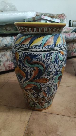 portaombrelli ceramica Deruta 