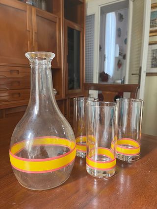 Caraffa e bicchieri