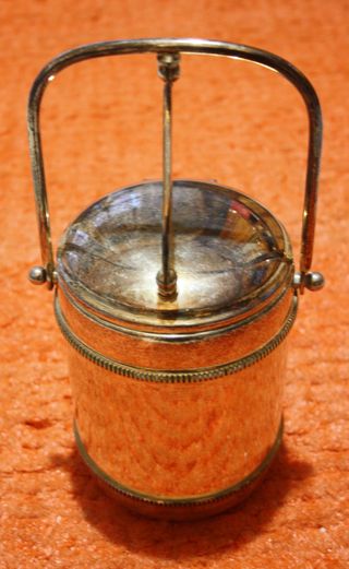 Contenitore termico in argento