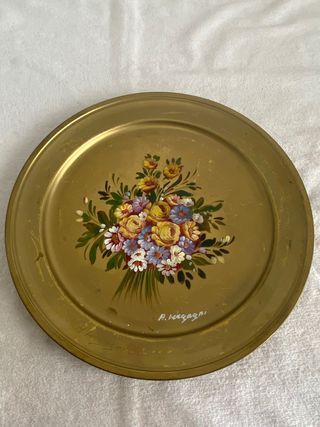 Piatto in ottone di Arturo Vergagni - Ottone.