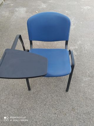 Vendo 5 sedie per studenti 