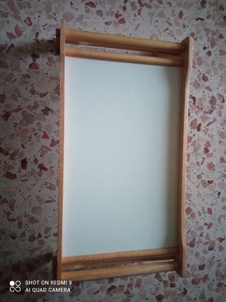 Tavolino porta colazione a letto 