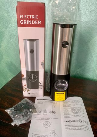 Macina pepe o sale elettrico ricaricabile cavo usb