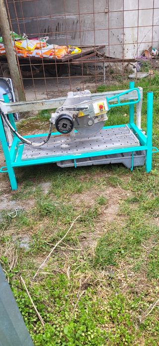 vendo per cessata attivita