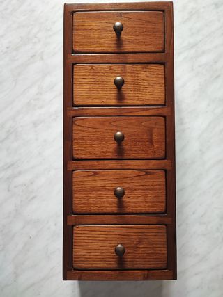 Cassettiera in massello di noce artigianale 