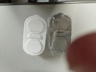 Contenitori con doppio scomparto