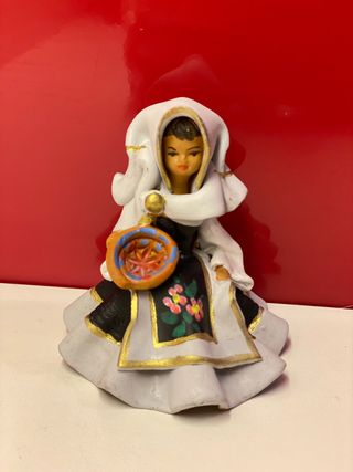 Statuina figura sarda Carboni Elmas