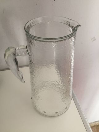 Brocca in vetro smerigliato