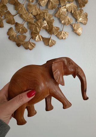 Elefante in legno 