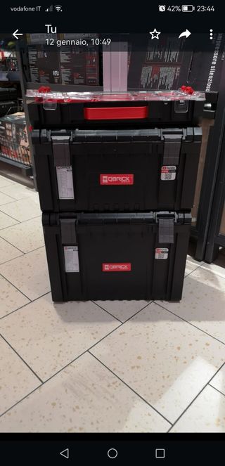 trolley porta utensili e altro.