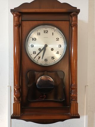 Orologio a pendolo da parete