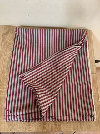 Nuovo scampolo di stoffa a righe bordeaux e grigio