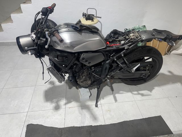 Despiece yamaha xrs 700 de segunda mano por 2 EUR en Catarroja en WALLAPOP