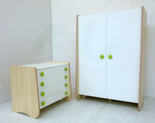 cameretta, cassettiera e armadio