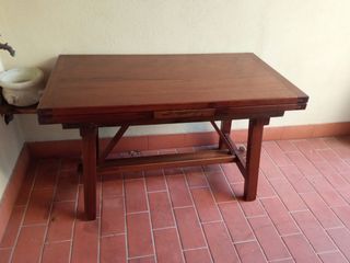 tavolo in legno massello 