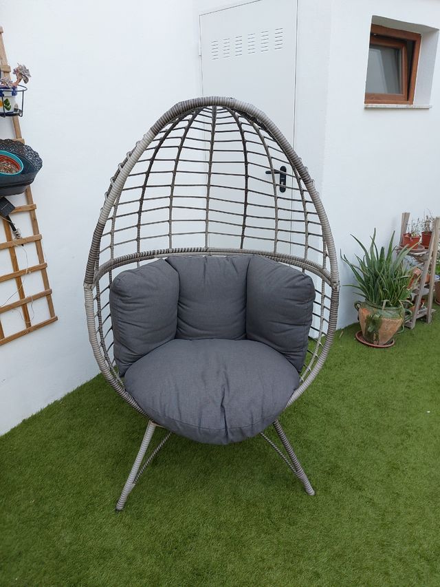Sillon huevo de jardin de segunda mano por 180 EUR en Torrent en WALLAPOP Sillon huevo de jardin de segunda mano por 180 EUR en Torrent en WALLAPOP