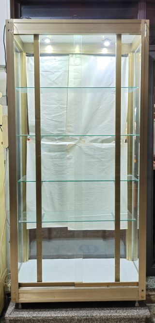 vetrina esposizione