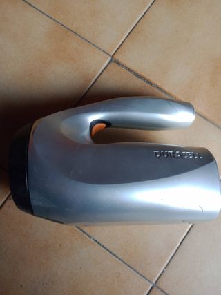 Vendesi Torcia DURACELL Elettrica a Batterie