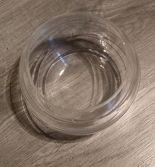 Vaso  in vetro trasparente. 