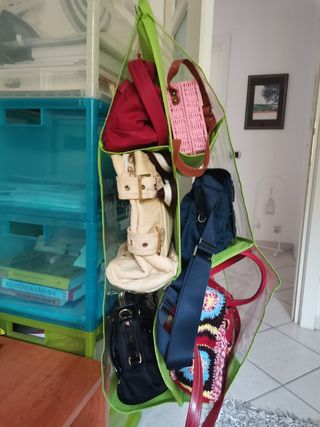 Contenitore portaborse da appendere 