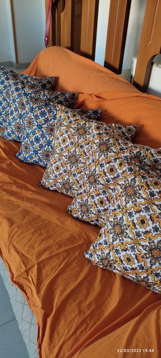 sei cuscini per arredamento disegno Maiolica 