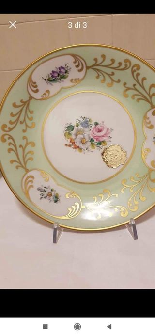 piatto in porcellana 