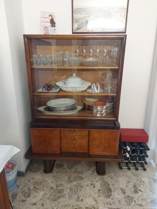 vetrinetta con mobile soggiorno e mobile ingresso