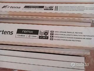 Battiscopa effetto legno