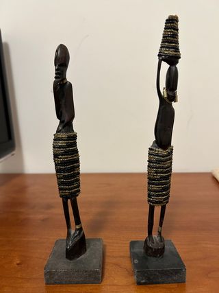 Statuine in legno tailandesi